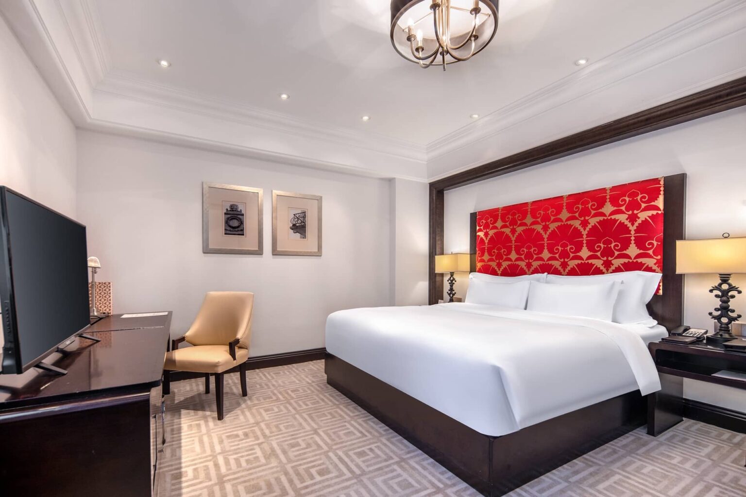 The Yangtze Boutique Shanghai 5-star hotel in the heart of Shanghai