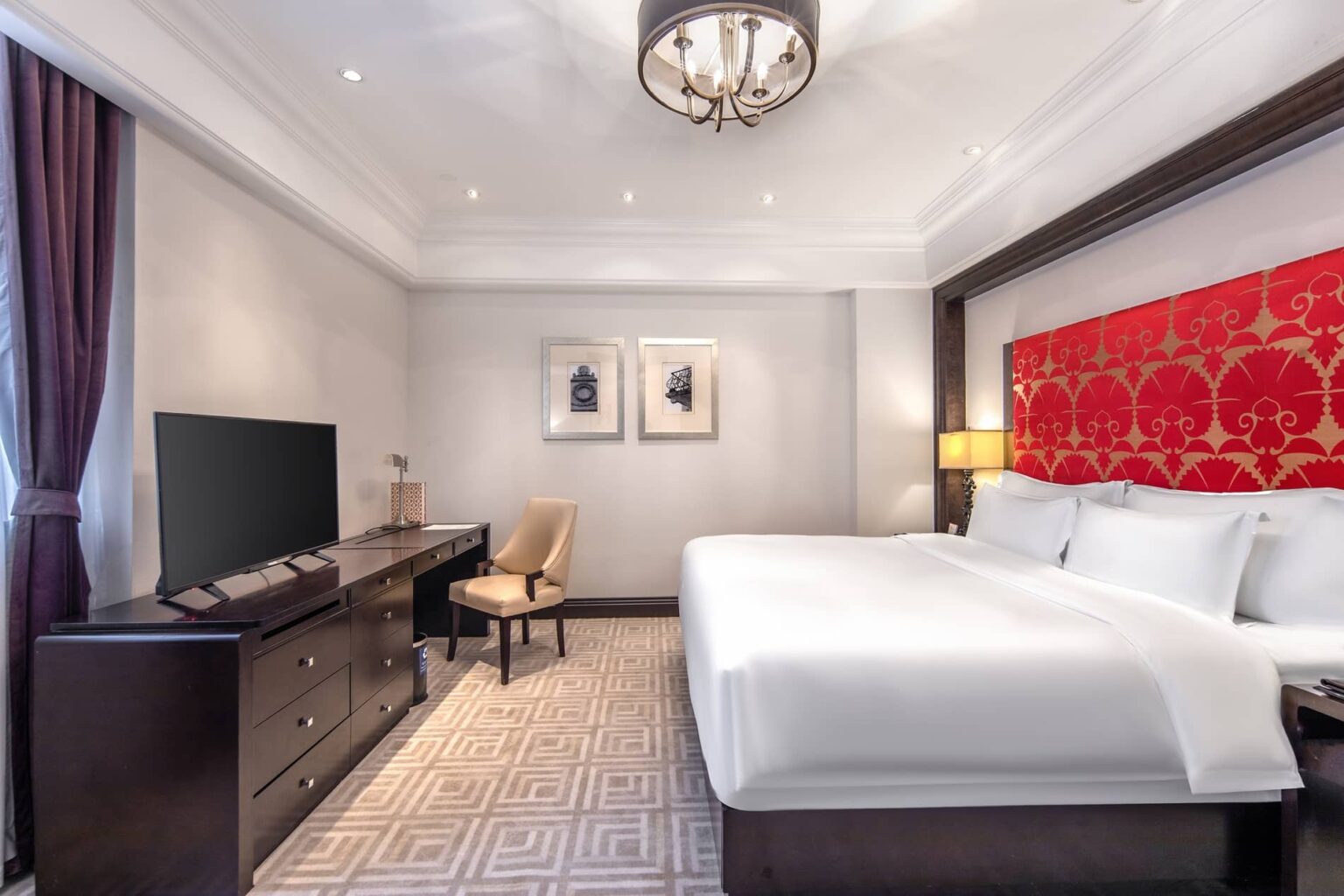 The Yangtze Boutique Shanghai 5-star hotel in the heart of Shanghai