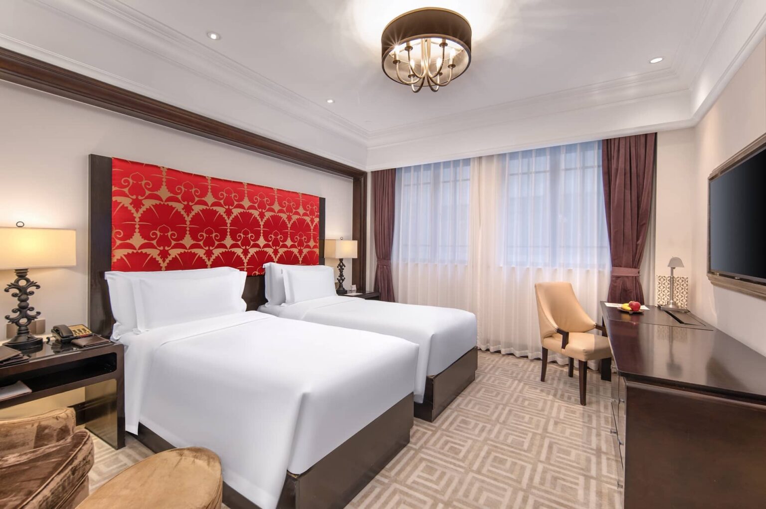 The Yangtze Boutique Shanghai 5-star hotel in the heart of Shanghai